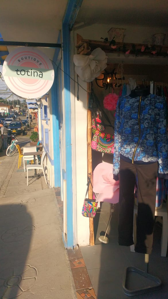TOTINA BOUTIQUE - Amarillas de Colombia .Co | El Directorio Virtual